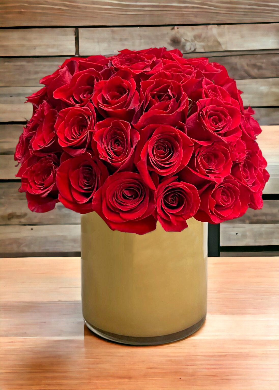 Elegant 25 Red Roses: Flower Arrangements